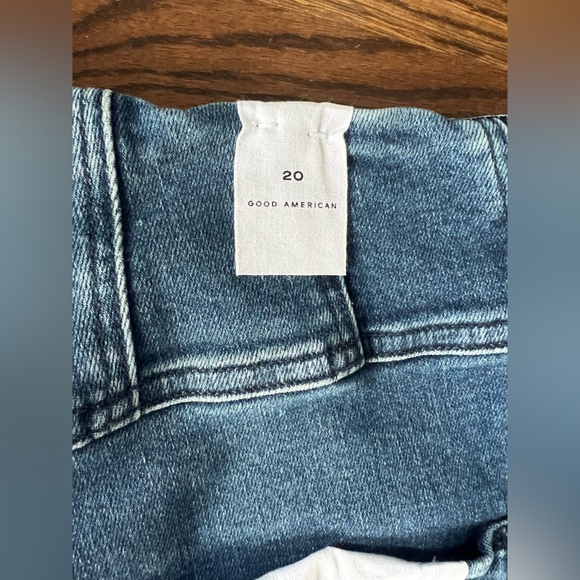 Good American | Jeans | Nwt Good American Size 2 Skinny Sculpting Jeans ...